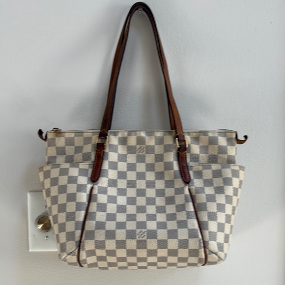 Louis Vuitton | Bags | Louis Vuitton Elegant Checkered Tote Bag | Poshmark
